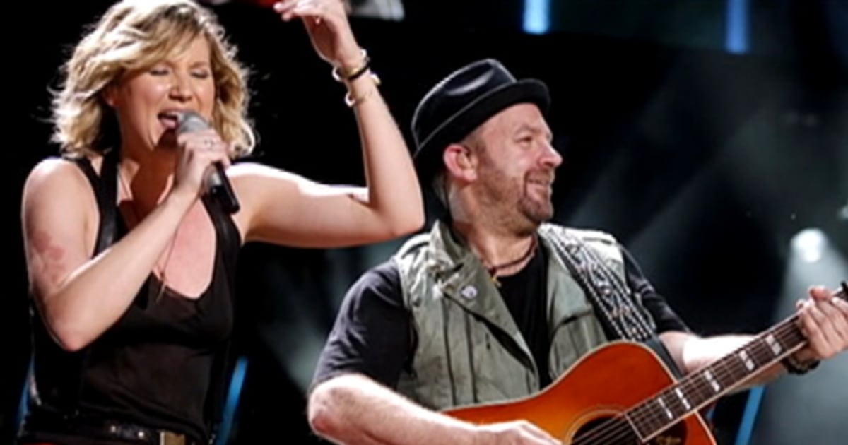 Sugarland gives tribute concert in Indianapolis