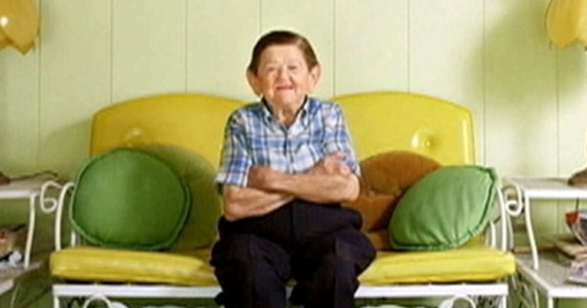 ‘Wizard of Oz’ munchkin Karl Slover dies