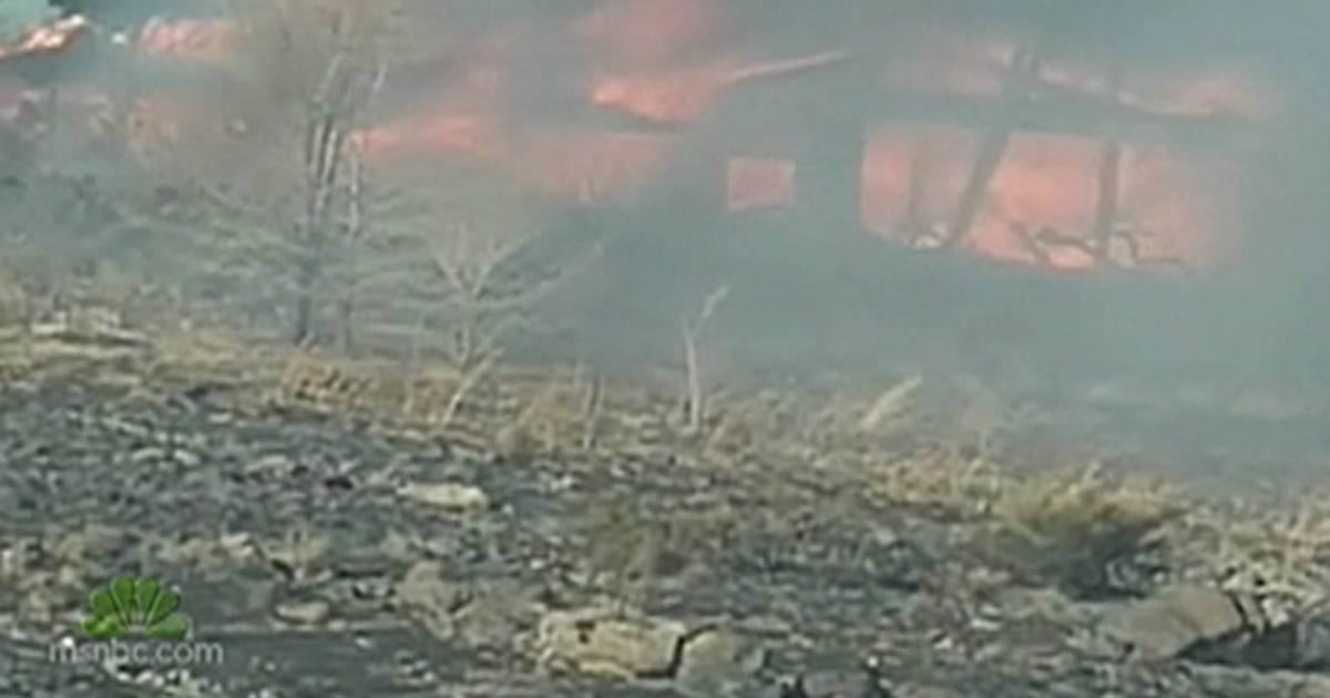 Wildfire torching parts of Nevada