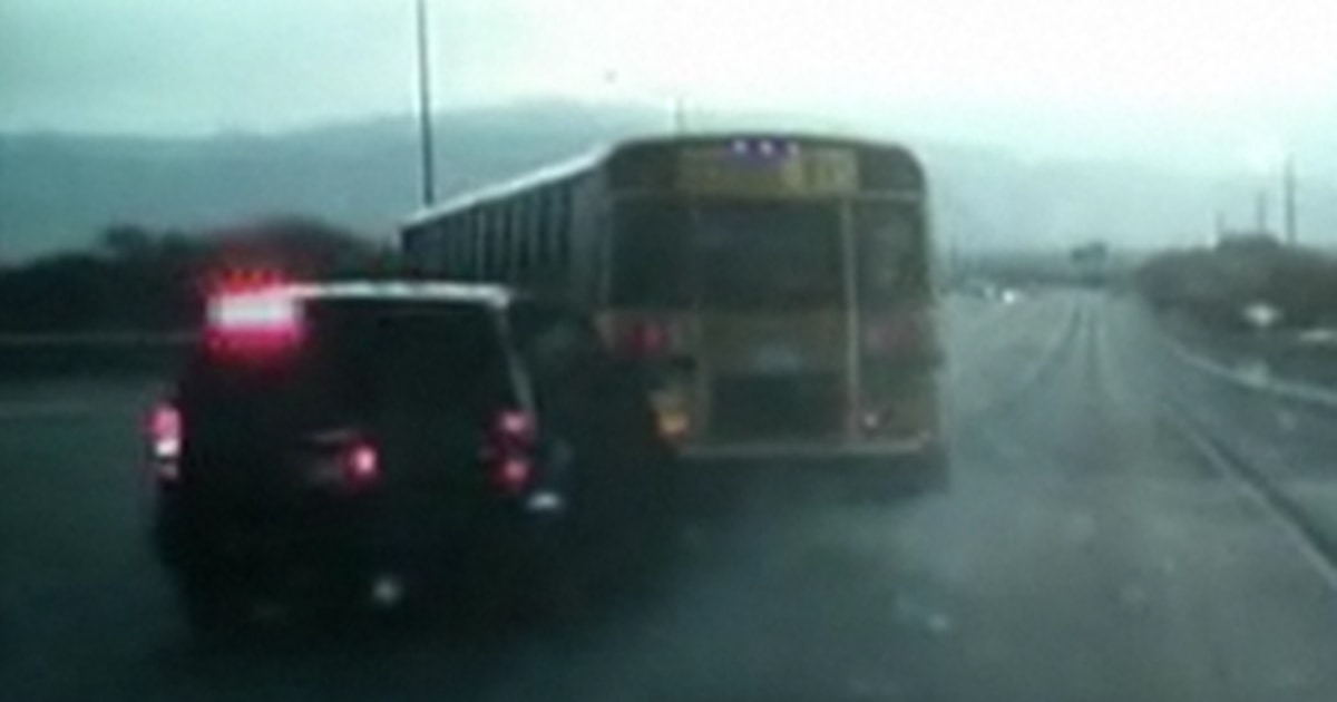 High speed bus chase caught on camera