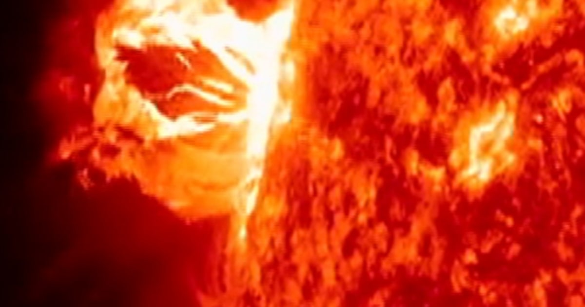 Solar flare creates light show