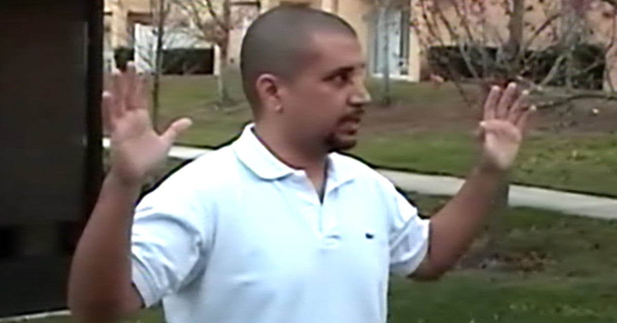 Watch George Zimmerman re-enact Martin shooting