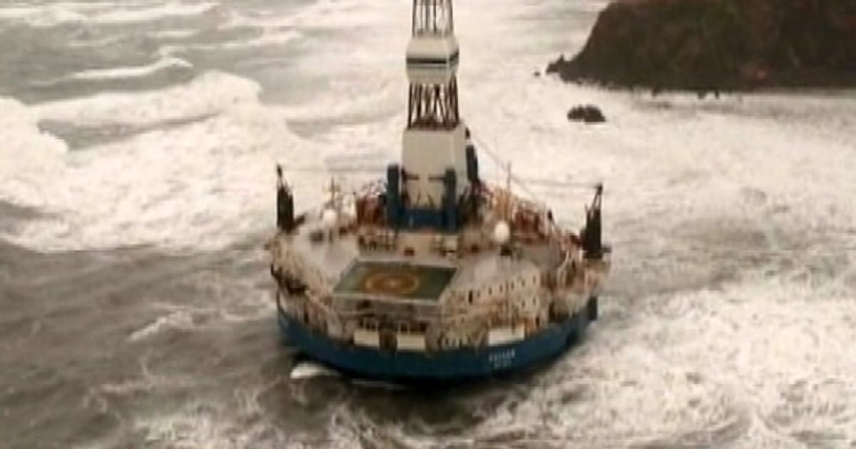 Oil drilling rig runs aground in rough Alaska seas