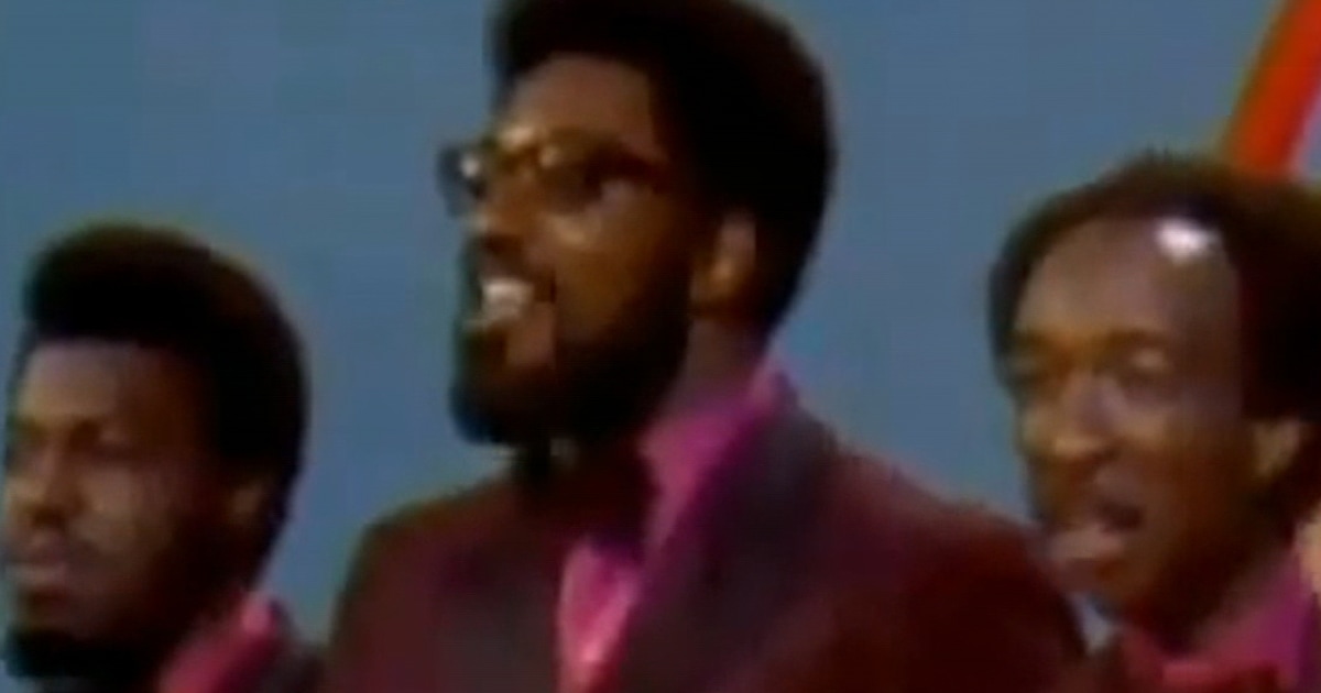 Bobby Rogers, Miracles singer, dies at 73