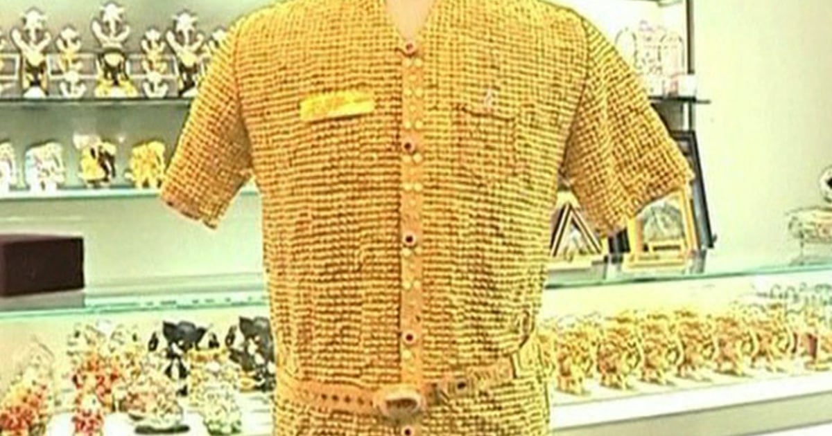 Gold lover shows off new golden threads