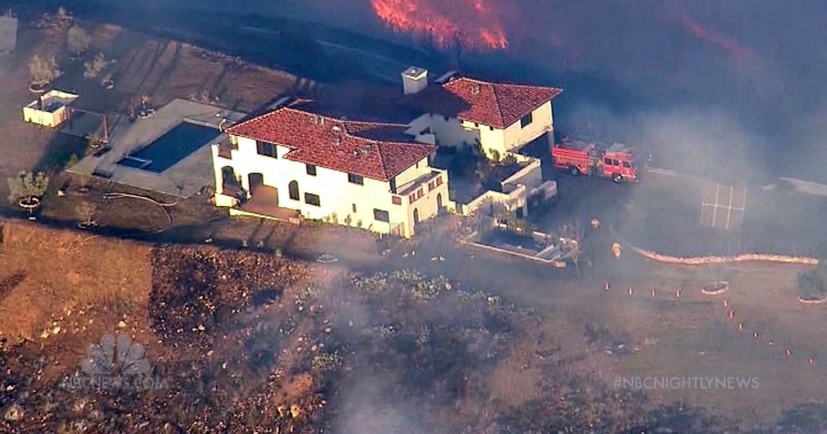 Fires threaten thousands of California homes