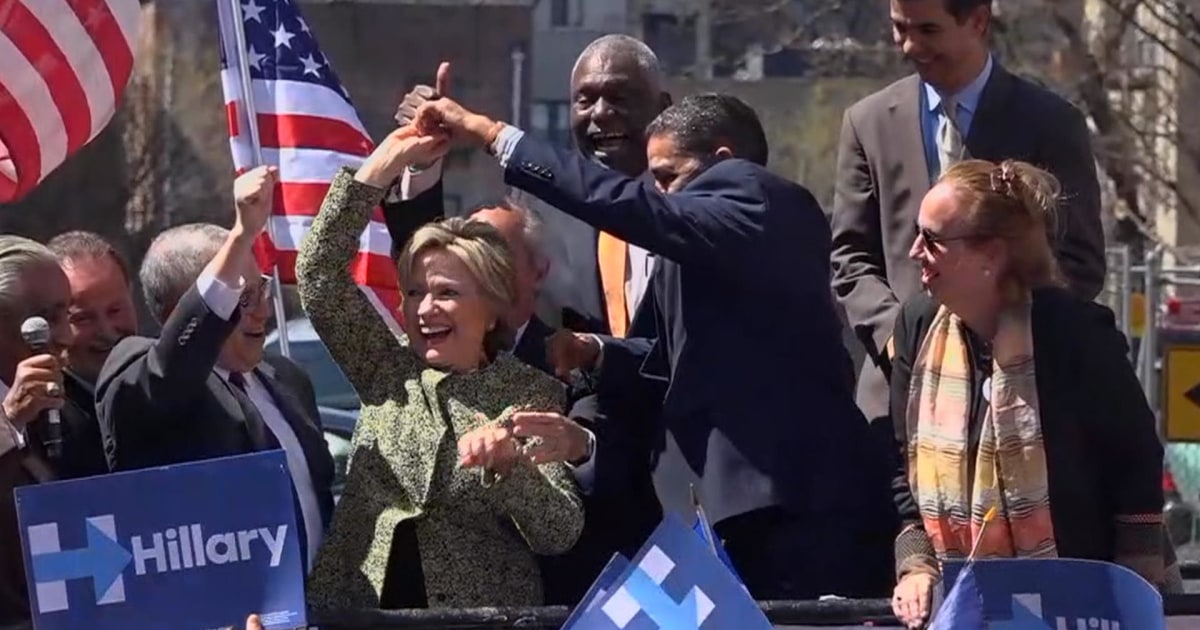 Watch Hillary Clinton Dance Merengue in Washington Heights