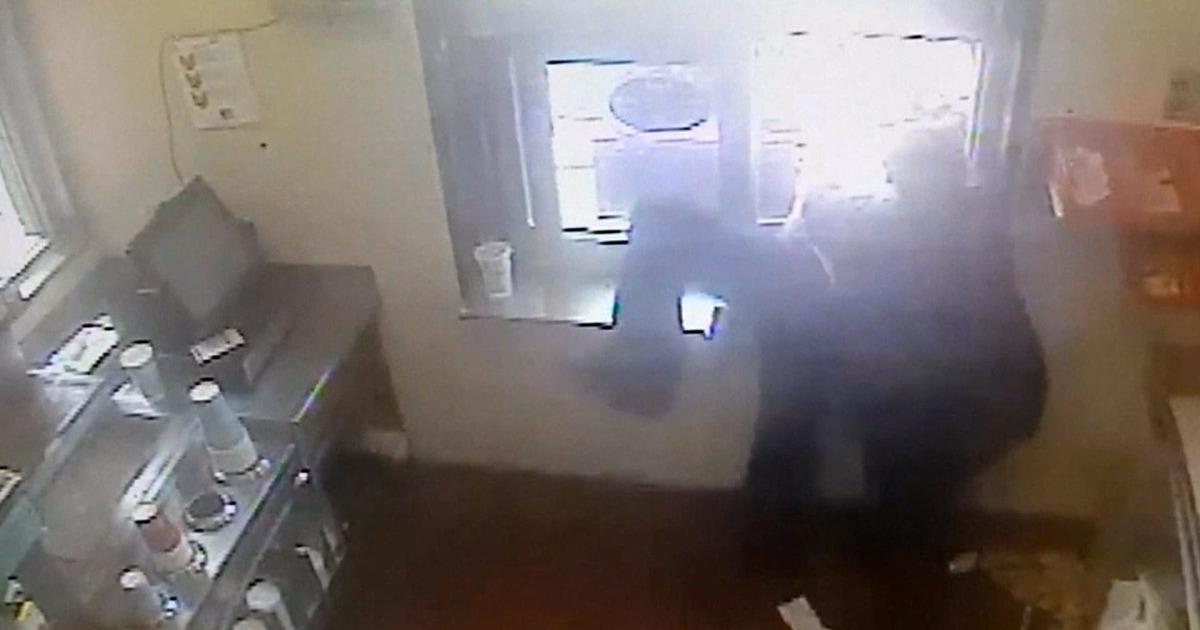 Wendy's Drive-Thru Incident Caught on Camera