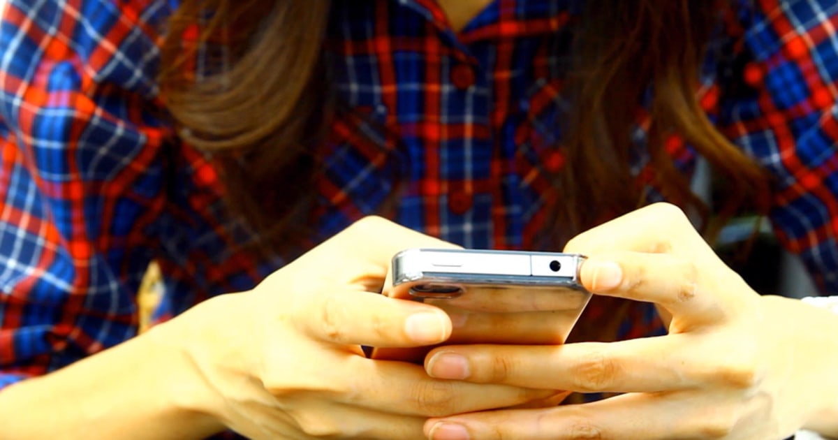 New Crisis Hotline Approach Is Changing the Way We Deal With Stress