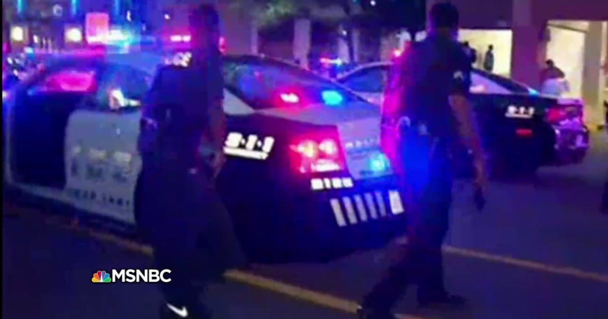 Dallas Shooting Injures 11 Police Officers, Kills 4