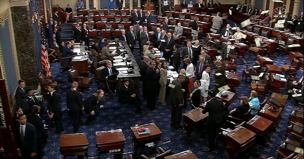 Watch Anti-Monsanto Protesters 'Make It Rain' on the Senate Floor