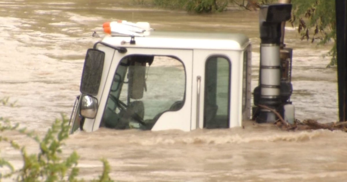 San Antonio Flooding Leaves Drivers Stranded
