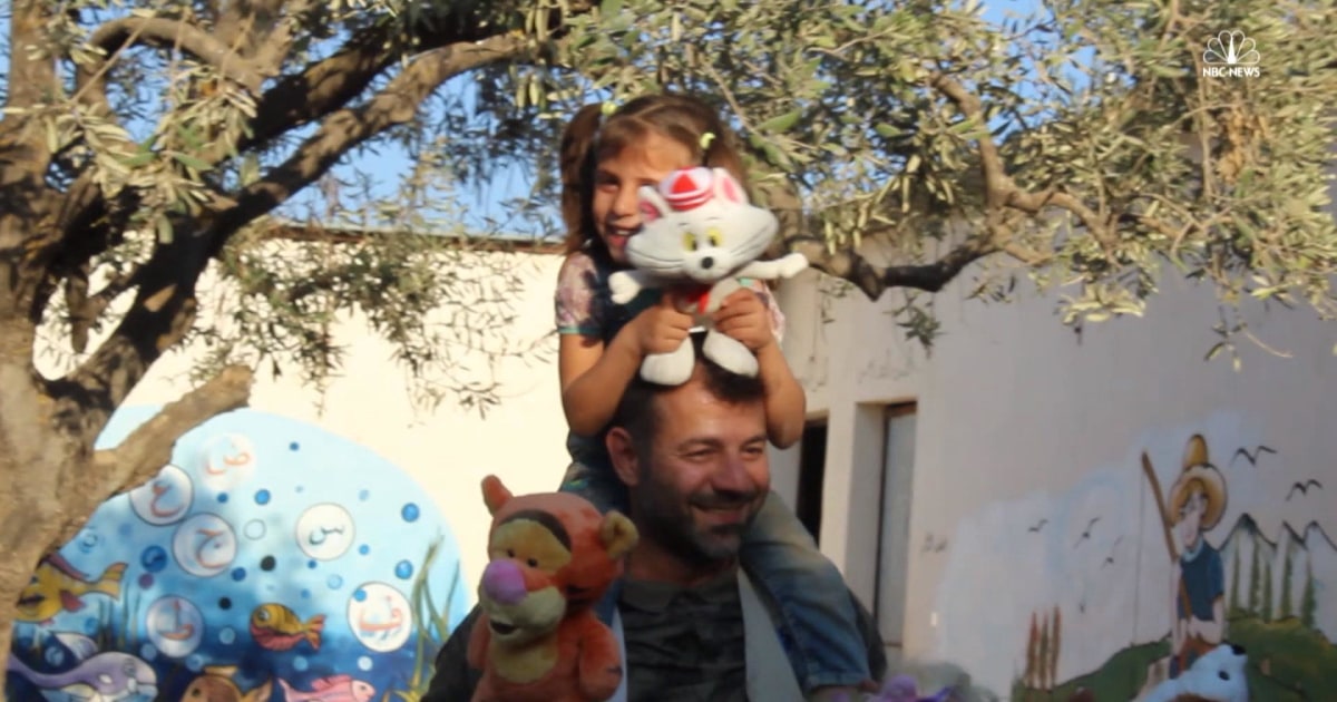 'Toy Smuggler' Brings Joy to Children in War-Torn Syria