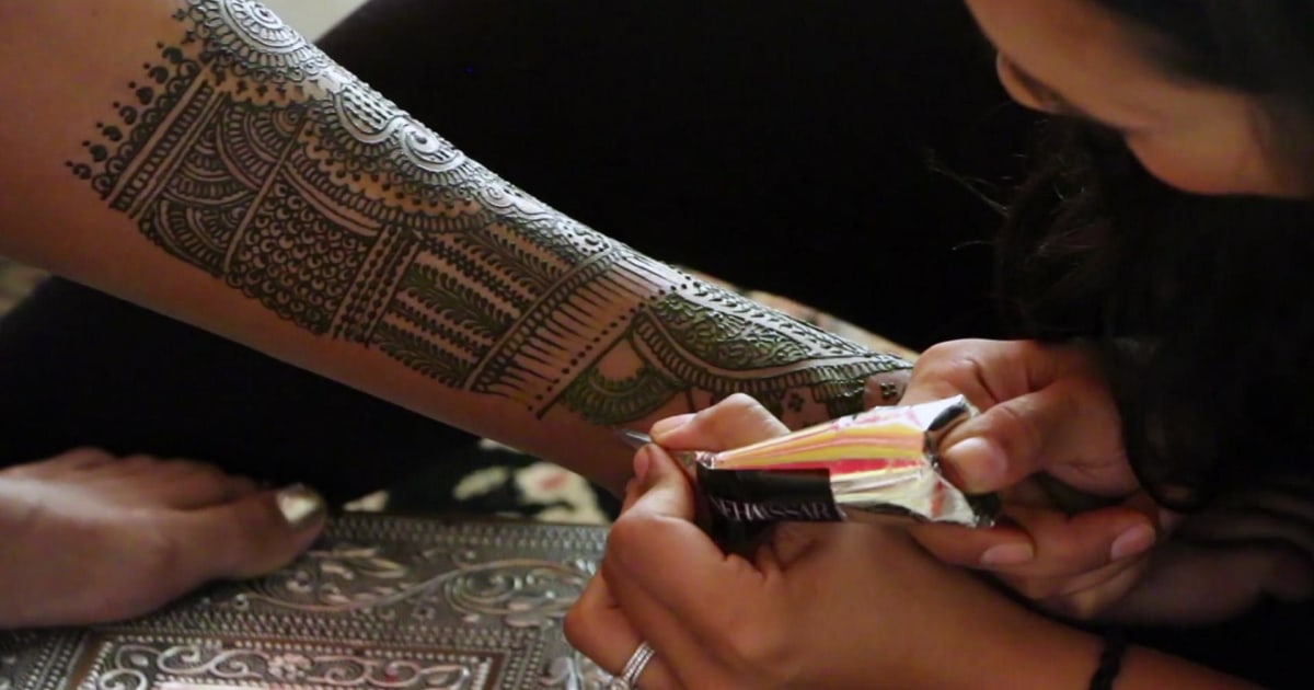 For Neha Assar, the Art of Henna Flows Naturally