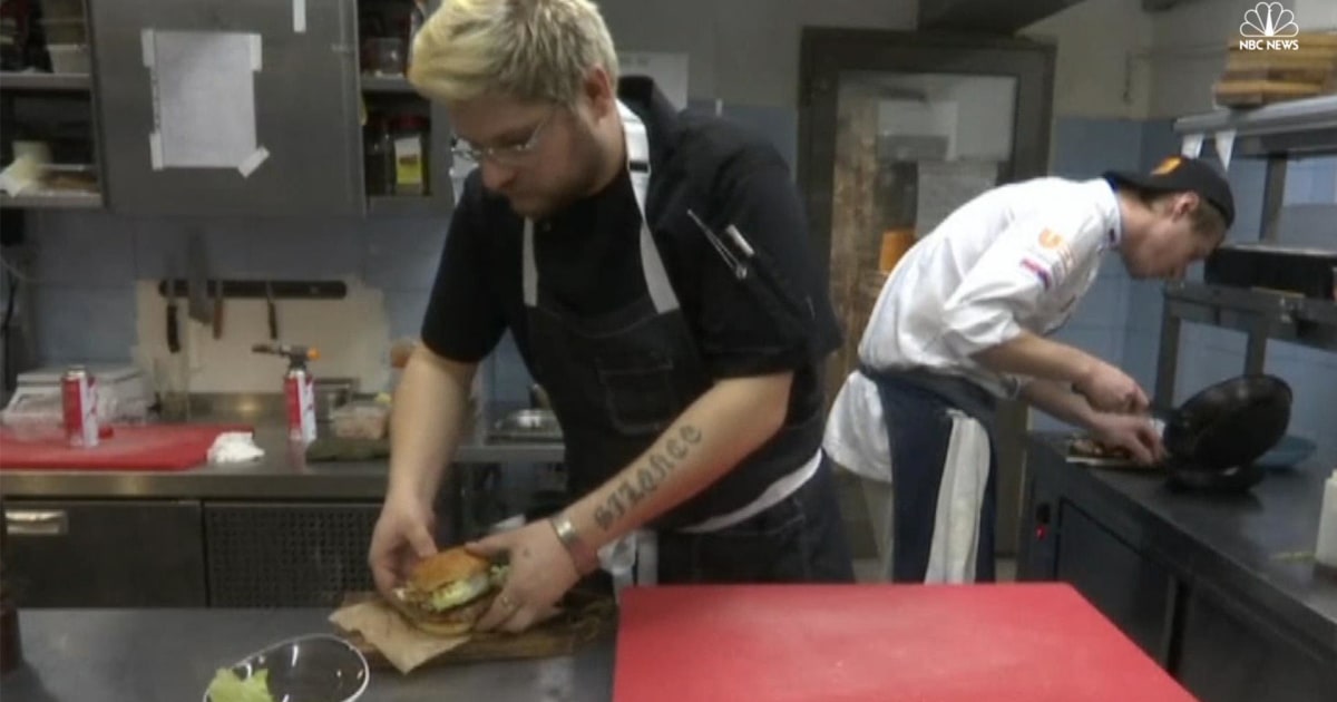 'River Rat' Burger all the Rage in Russia