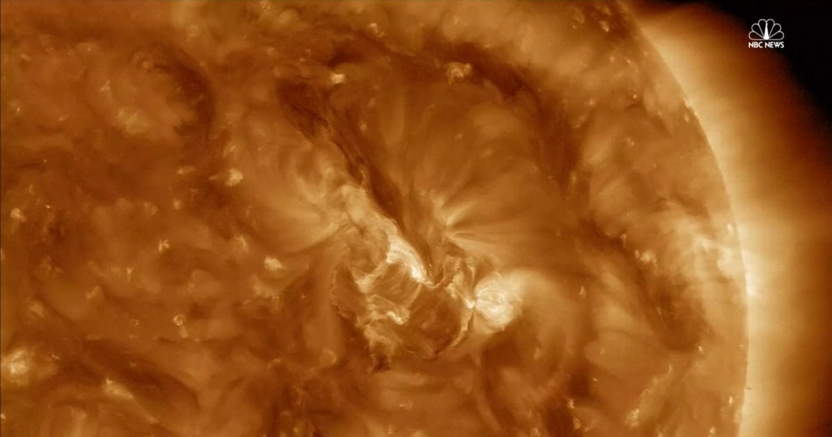 Watch Spectacular Close-up of Solar Eruption