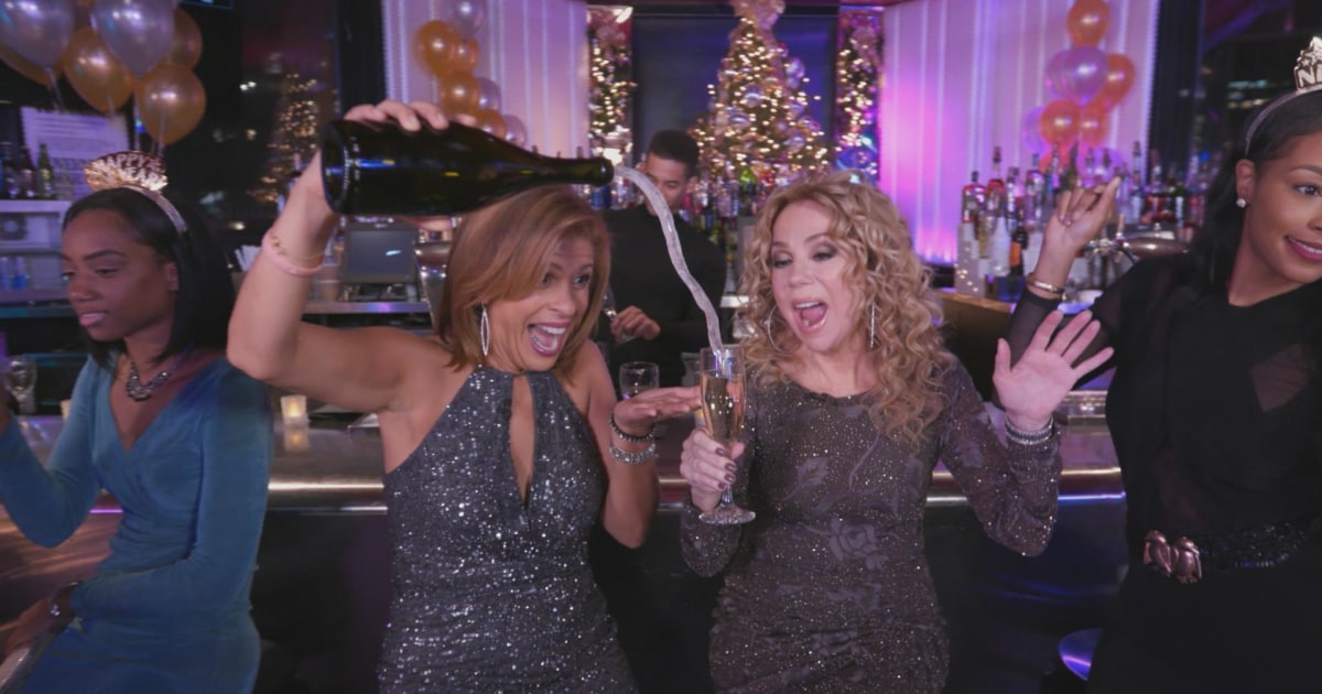 A Toast to 2016!: The Mannequin Challenge