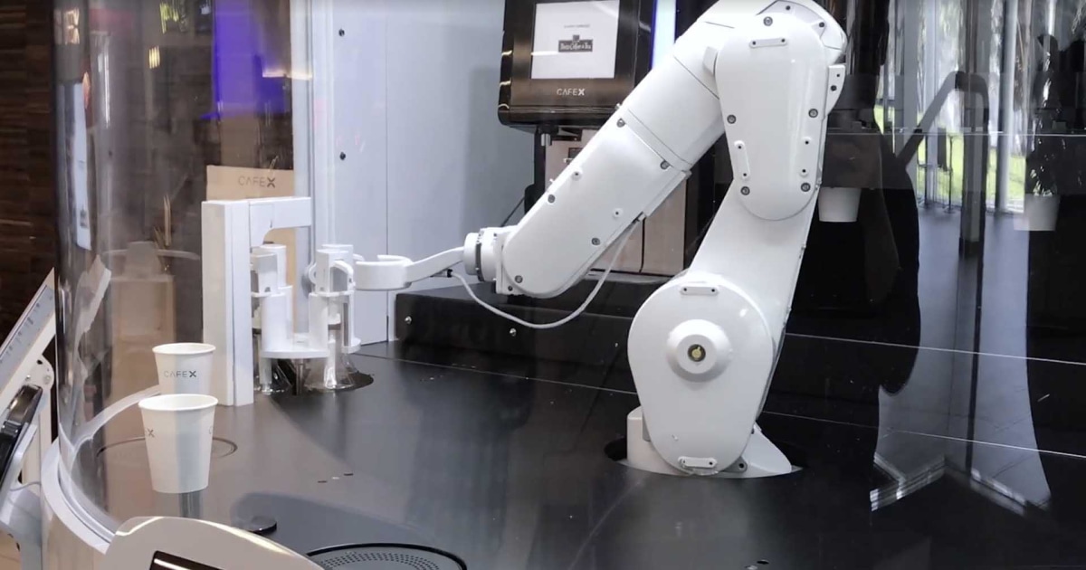 Robot barista makes U.S. debut