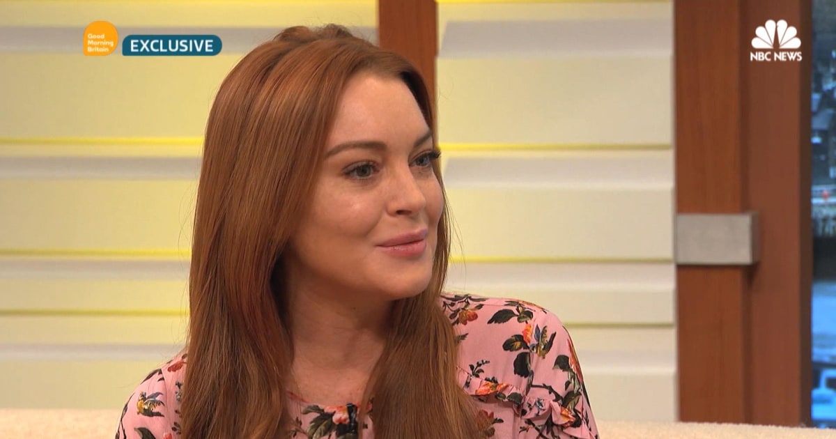 Lindsay Lohan: I Was ‘Racially Profiled’ For Wearing a Headscarf