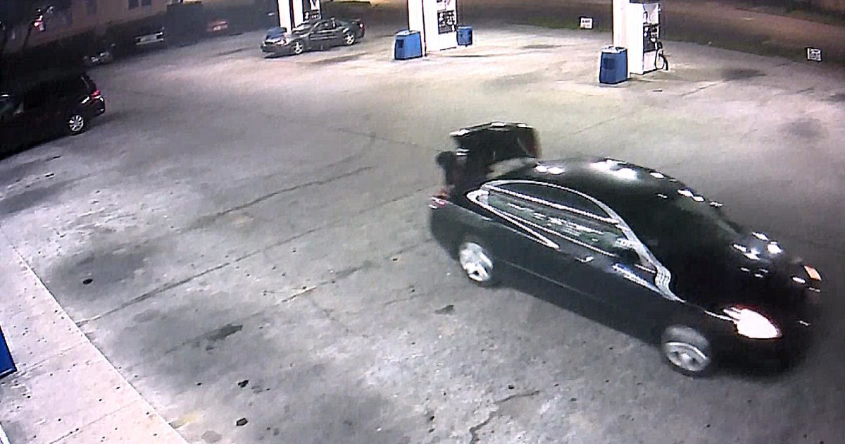 Woman Escapes From Car Trunk After Kidnapping