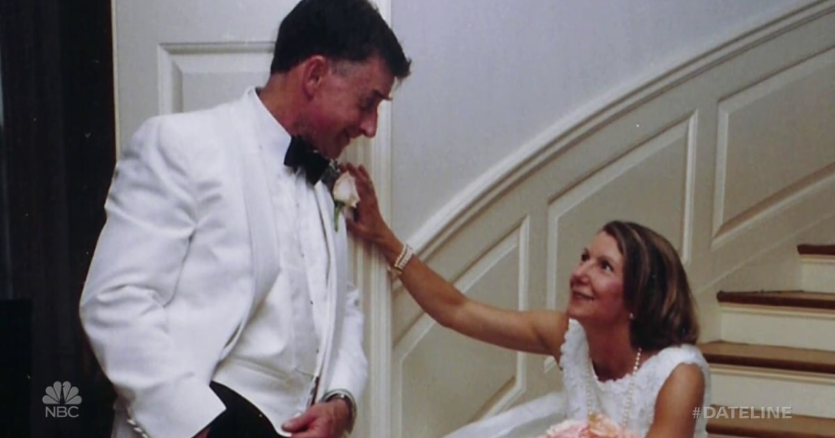 FULL EPISODE: Down The Back Staircase