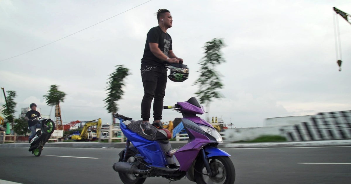 How Filipino Motorcycle Crews Mourn the Victims of Duterte’s Deadly ...