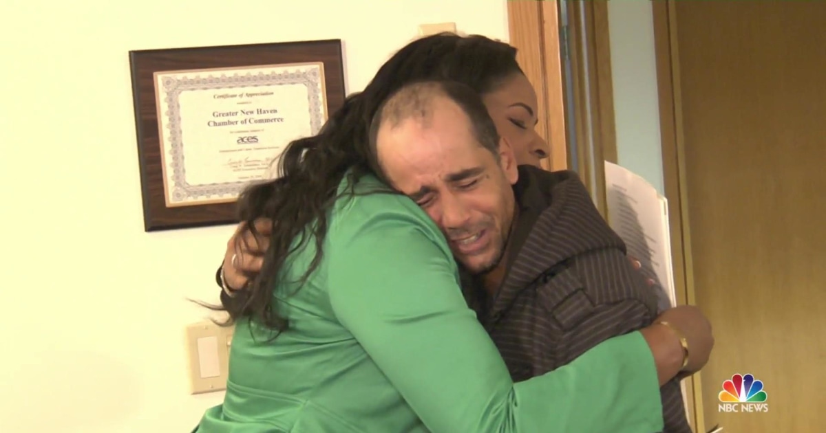 Homeless man rewarded after returning lost $10,000 check