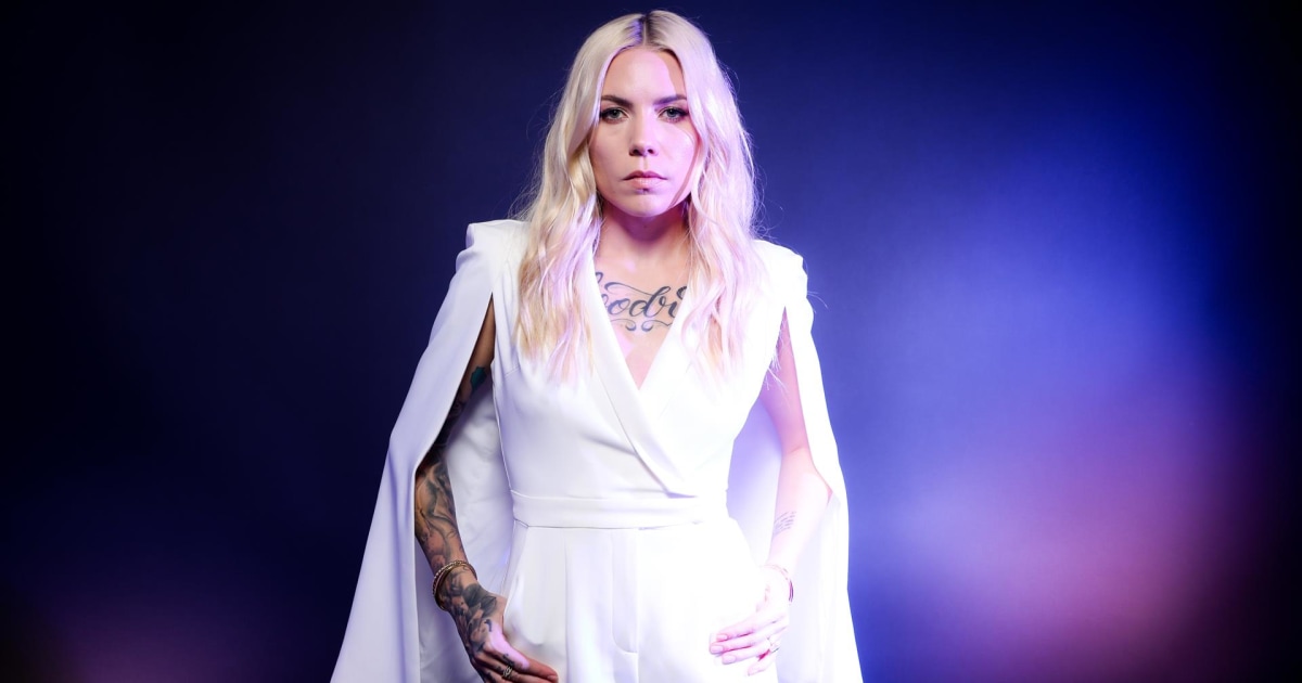 2 minutes with singer/songwriter Skylar Grey