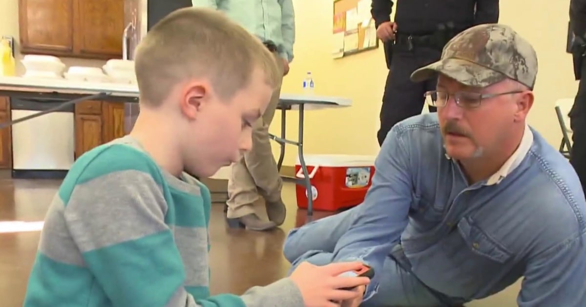 Program lets law enforcement and people with autism learn from each other