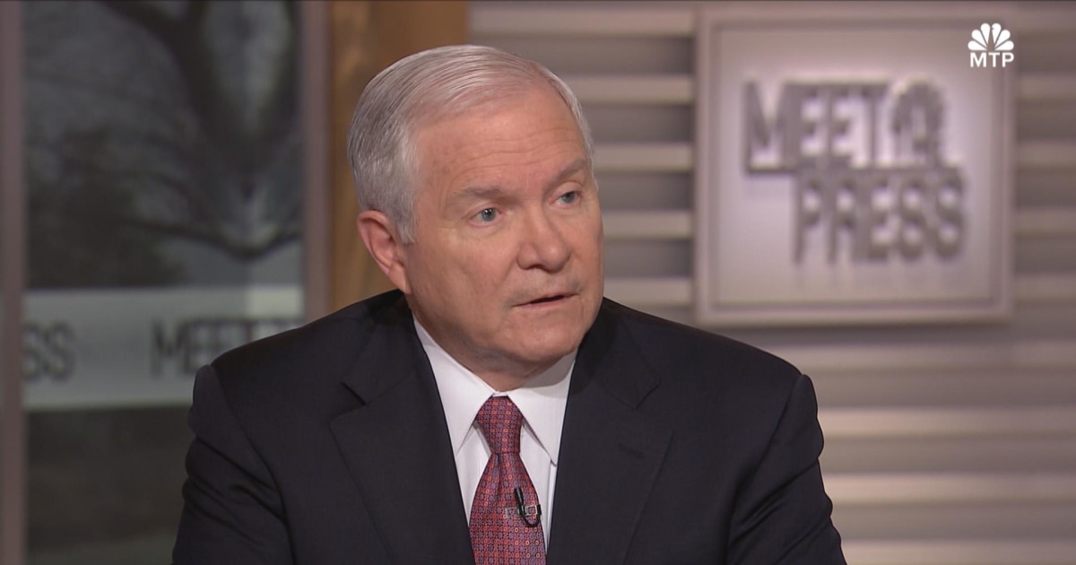 Bob Gates: There will be ‘political cost’ for firing Mueller