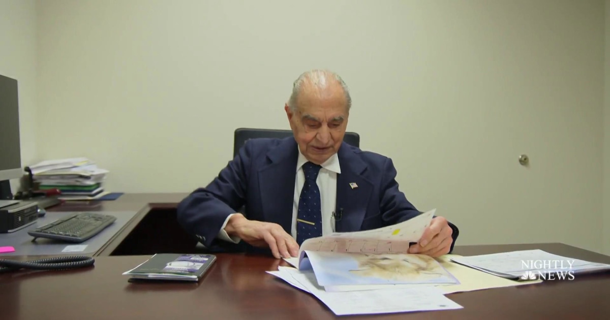 93-year-old veteran serves his community as mayor