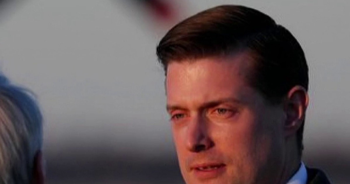 NYT: Trump tells advisers he hopes Rob Porter returns