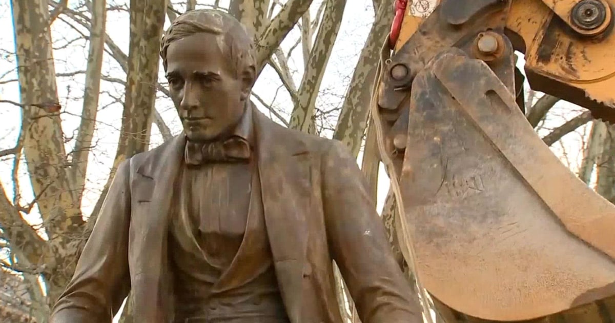 Statue of songwriter Stephen Foster removed from Pittsburgh park