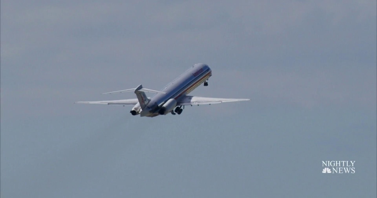 Fight breaks out between passengers on American Airlines flight