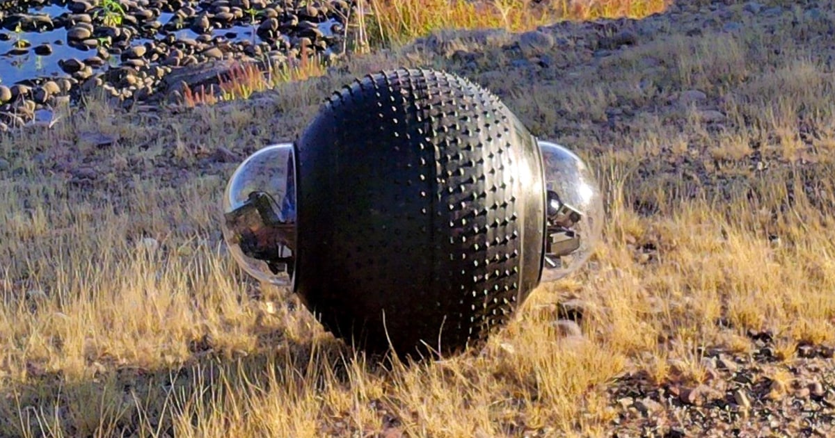 Like a rolling stone: A surveillance robot that can travel on any terrain