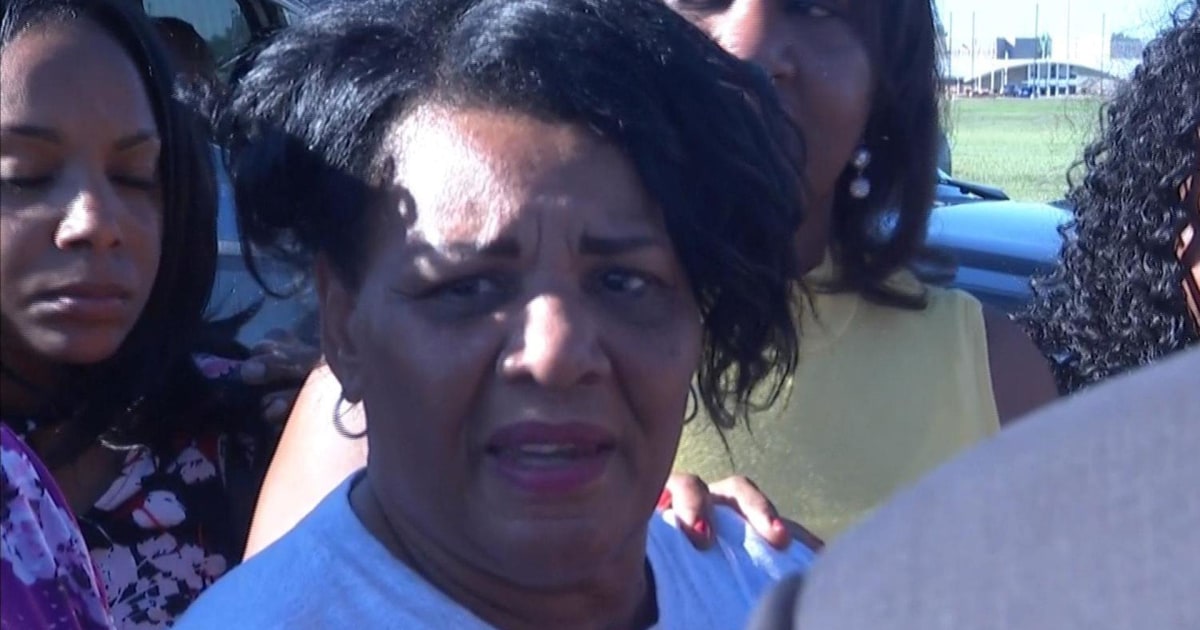 Trump commutes sentence of Alice Johnson serving life in prison