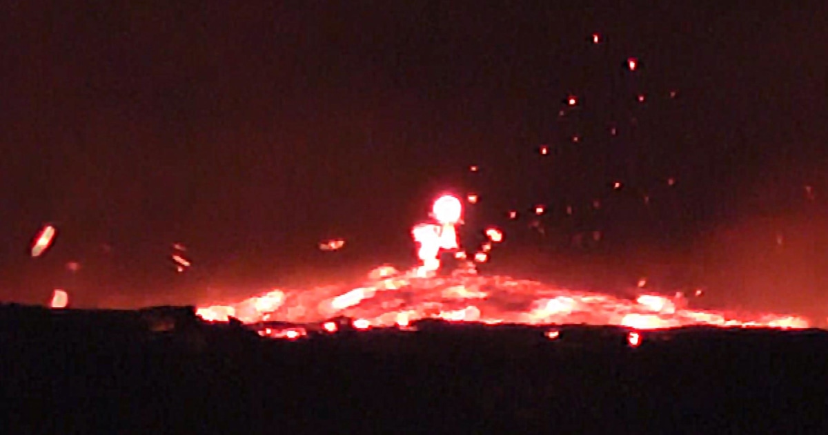 Fast-moving river of lava flows from Hawaii's Kilauea volcano
