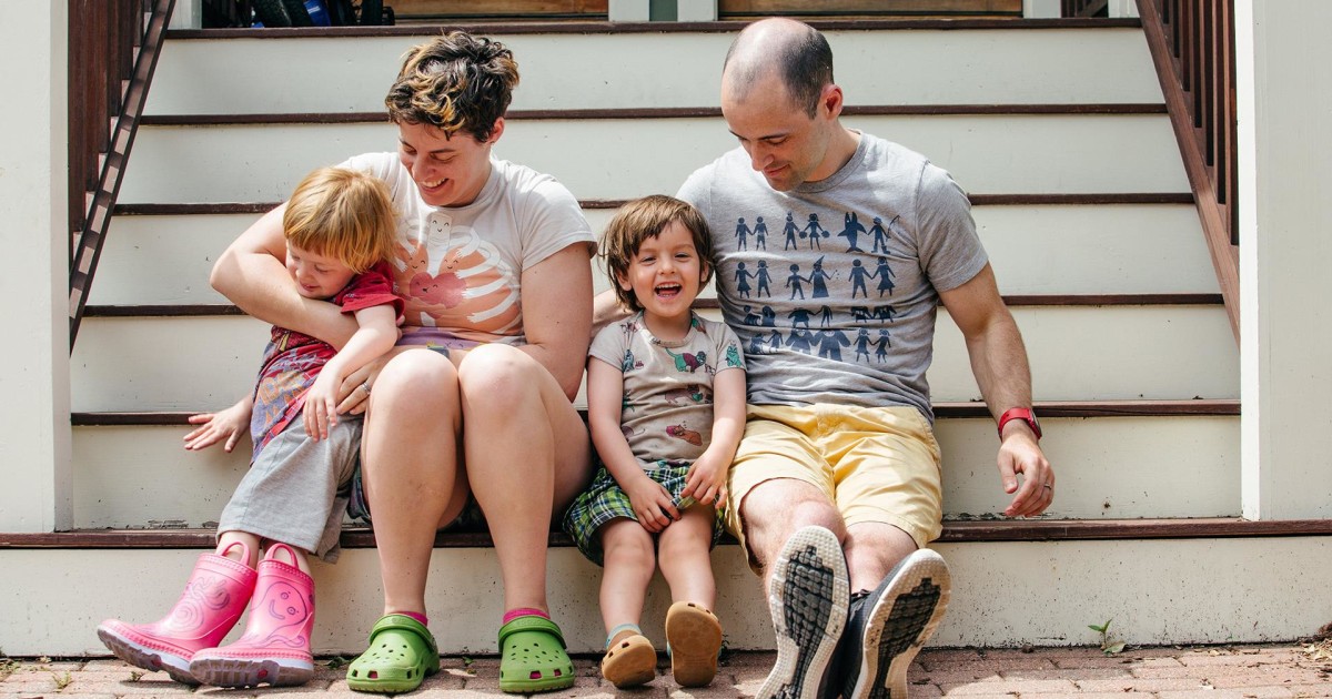 Raising 'theybies': Letting kids choose their gender