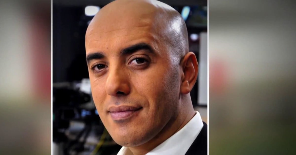 Notorious French convict escapes from prison by using a helicopter