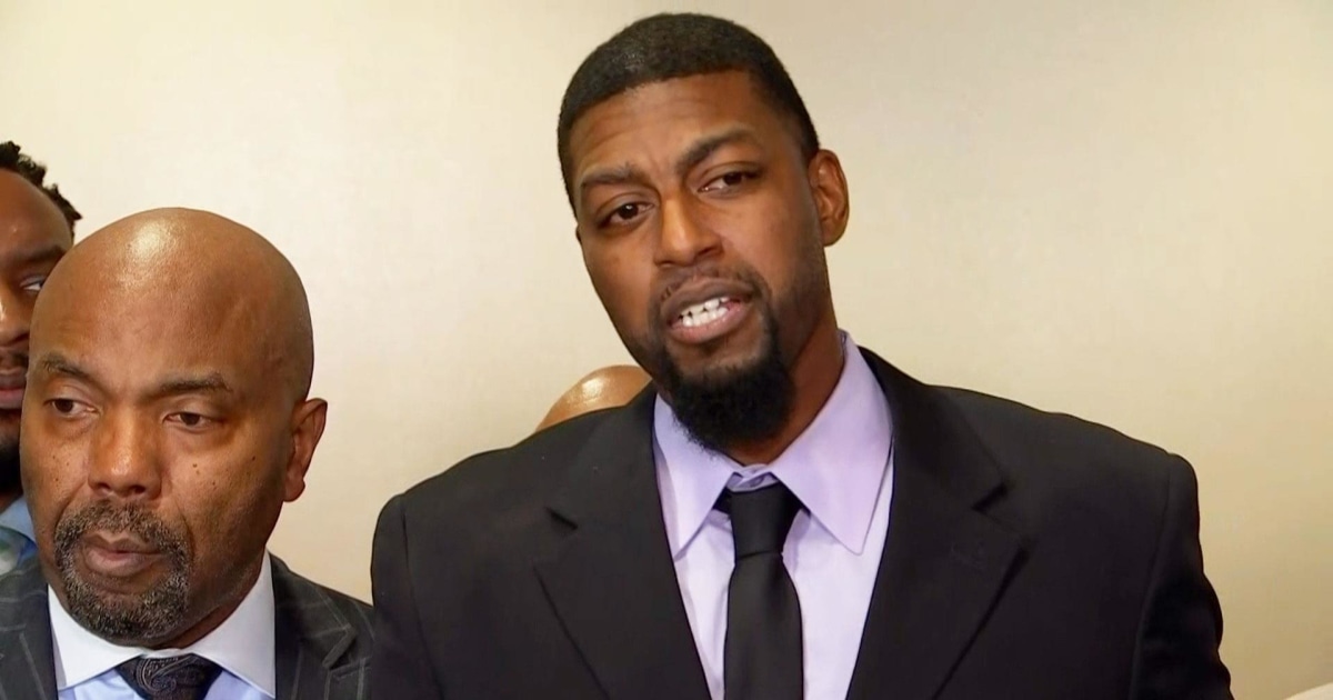 White police officer Roy Oliver found guilty in murder of black teen ...