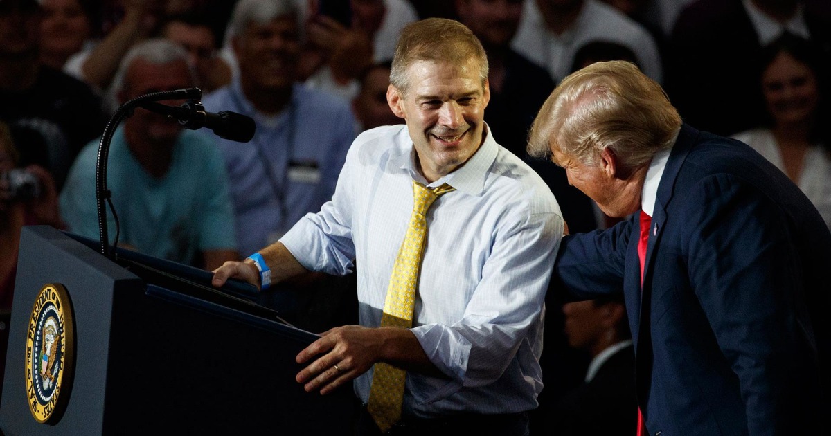 Trump brings Jim Jordan on stage at Ohio rally