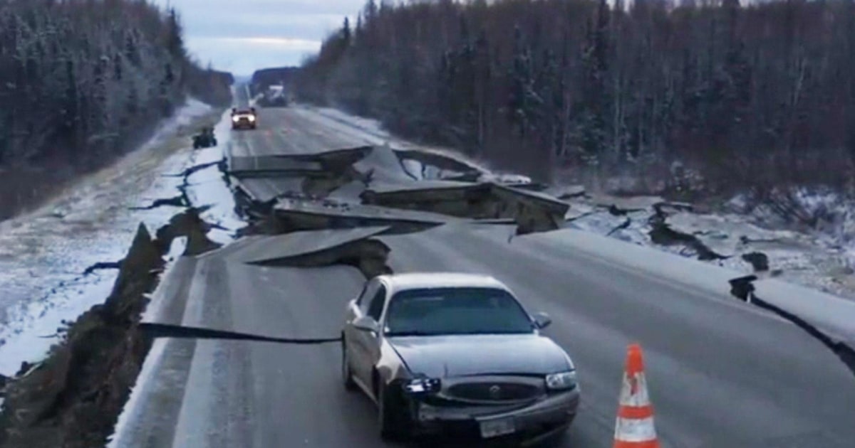 Alaska earthquake captured in witness videos