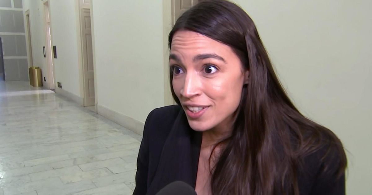 Alexandria Ocasio-Cortez reacts to Amazon nixing Long Island City campus