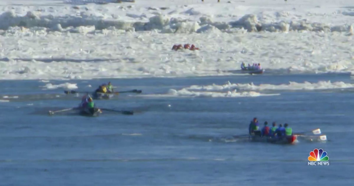 Inside the wild world of ice canoe racing at the Quebec Winter Carnival