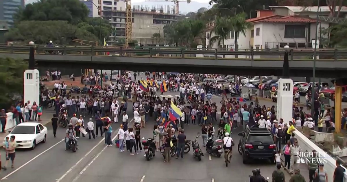 Protests in Venezuela as humanitarian crisis deepens