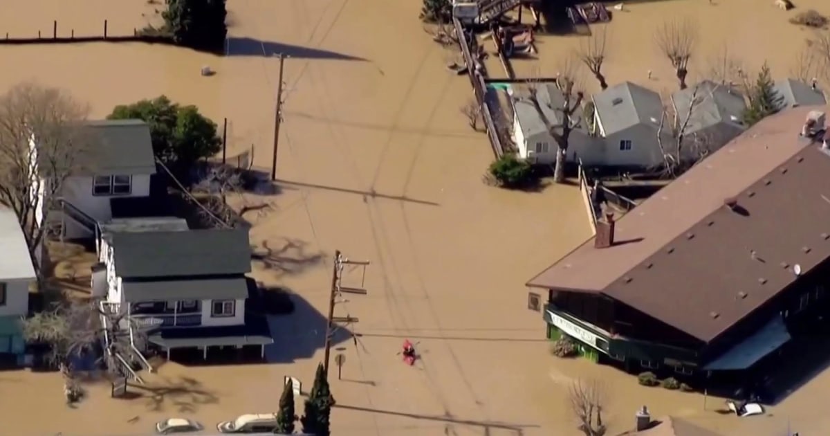 Days of heavy rain leave parts of Northern California flooded