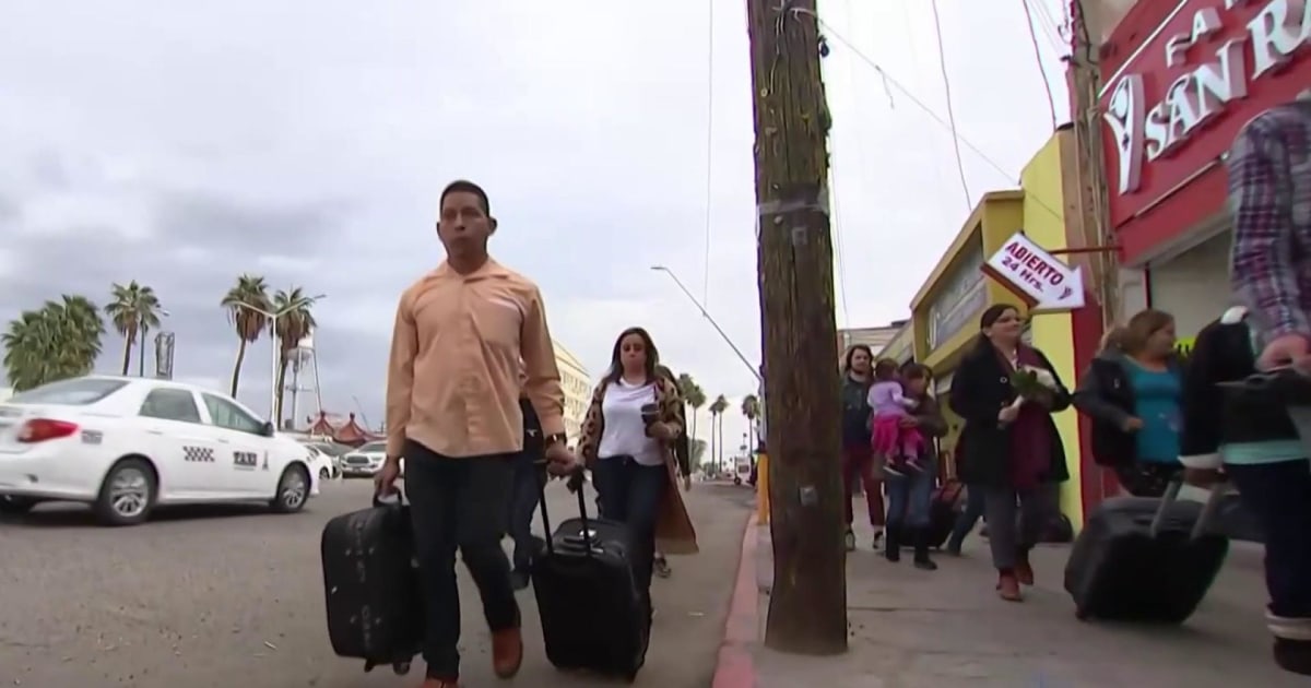 Parents separated from their children at the border demand reunification