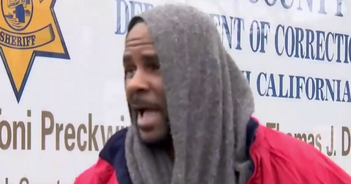 R. Kelly released from jail after payment made in child support case