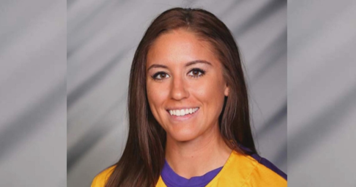 Iowa police investigating random bullet that killed woman while driving