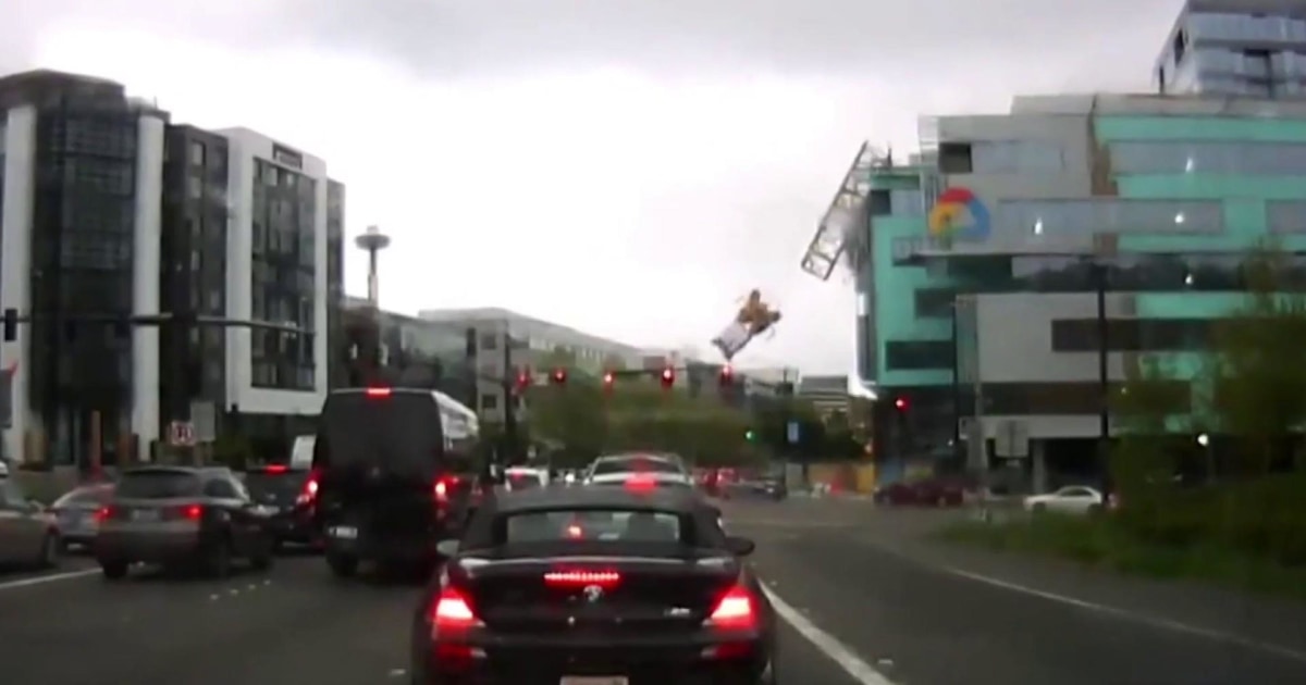 Four dead after crane collapses in Seattle